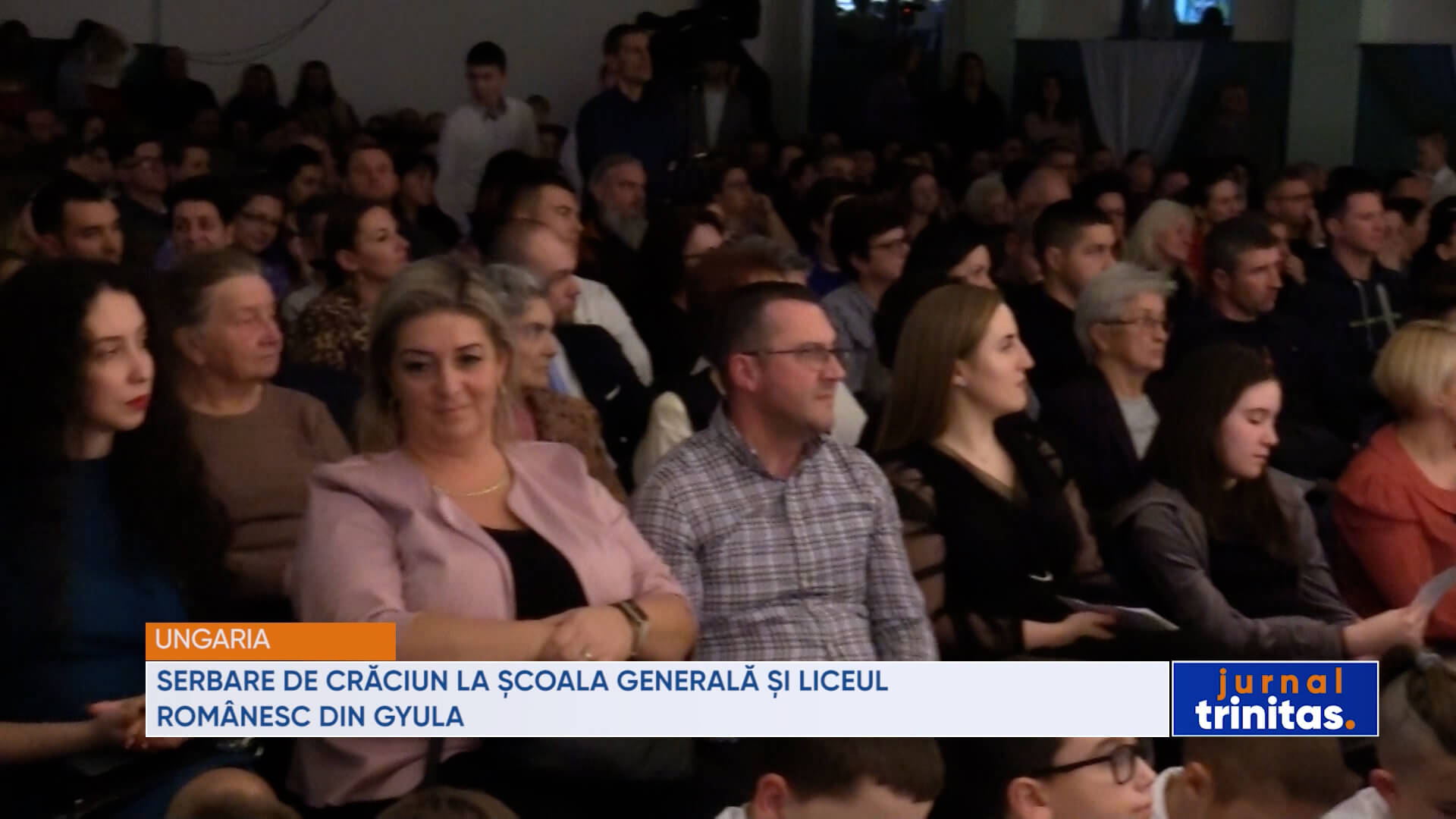 Serbare de Crăciun la Școala Generală și Liceul Românesc din Gyula ...