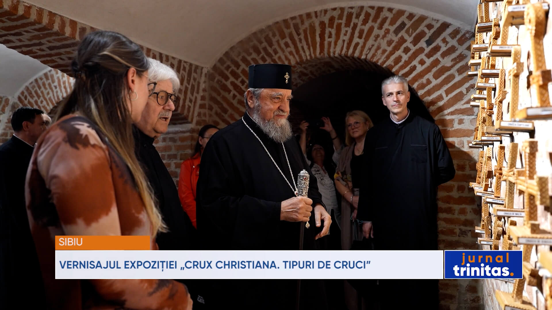 Vernisajul expoziției „Crux Christiana. Tipuri de Cruci” - TRINITAS TV