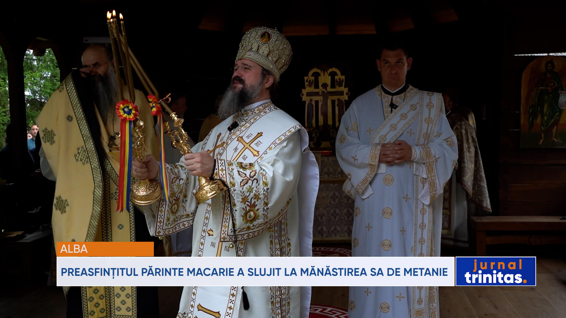 Preasfințitul Părinte Macarie a slujit la mănăstirea sa de metanie ...