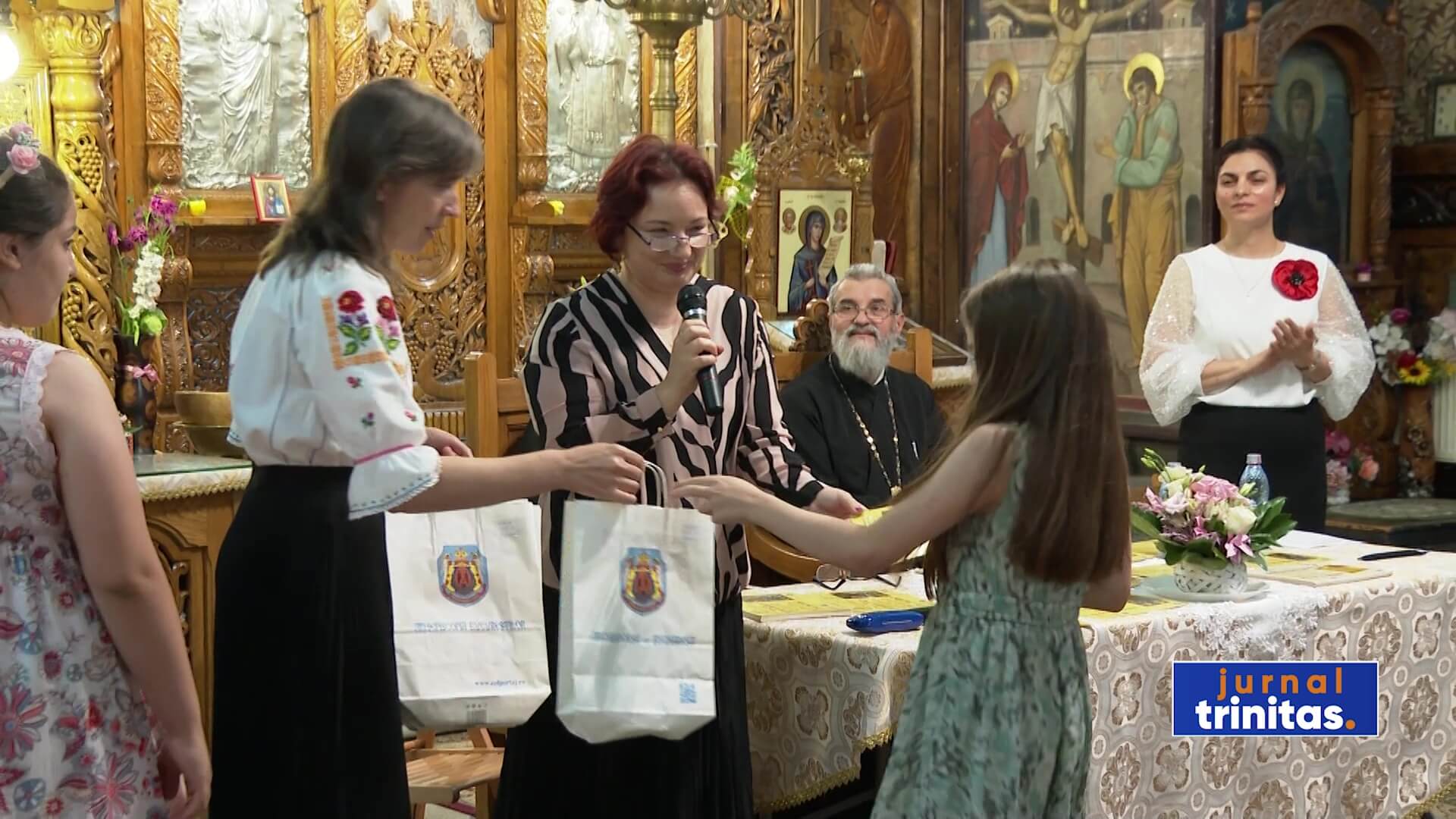 Premierea olimpicilor la Religie din Sectorul 1 - TRINITAS TV