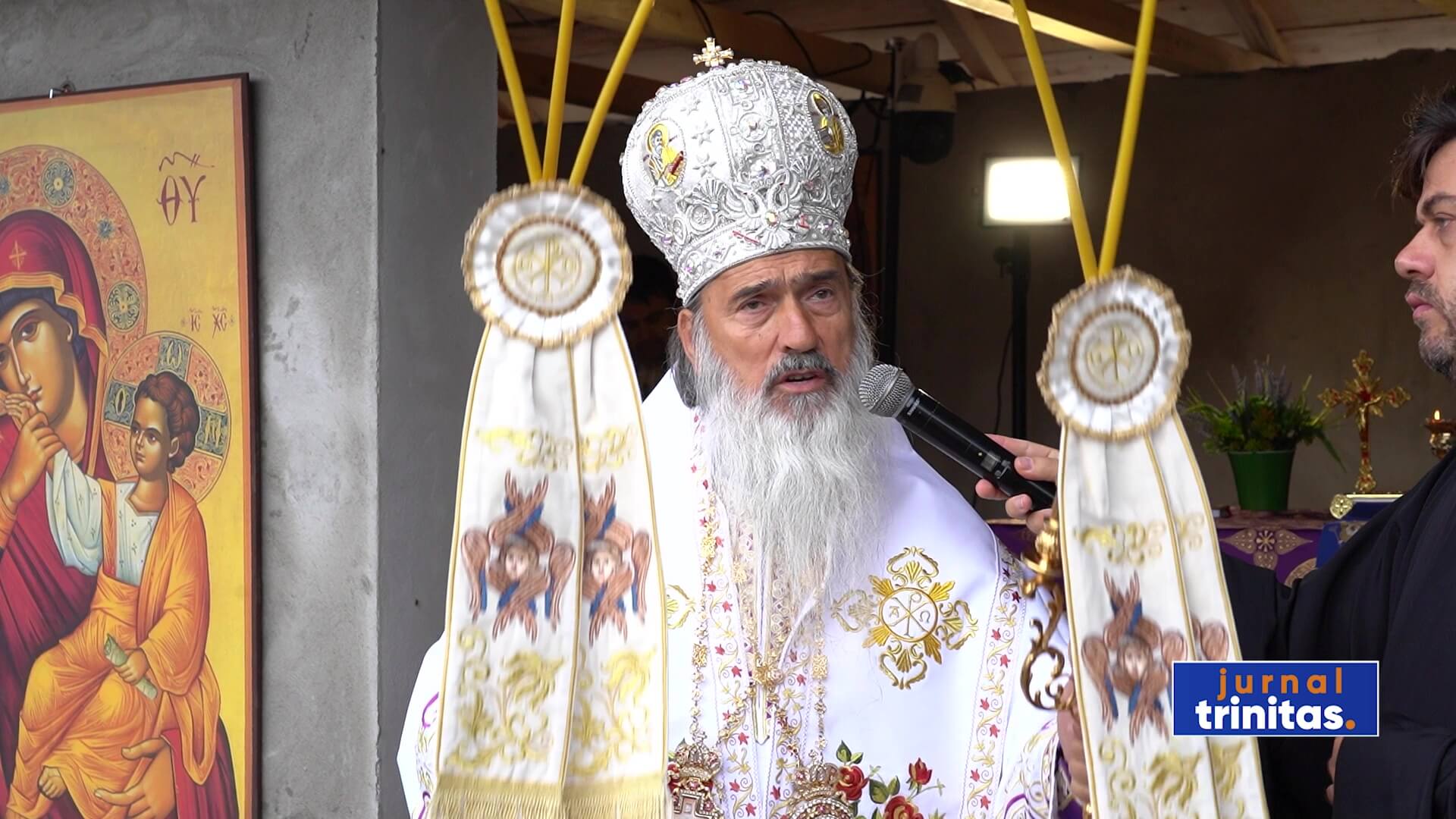 Credincioșii Parohiei „Sfântul Mare Mucenic Gheorghe” din Dobromir au participat la Sfânta ...