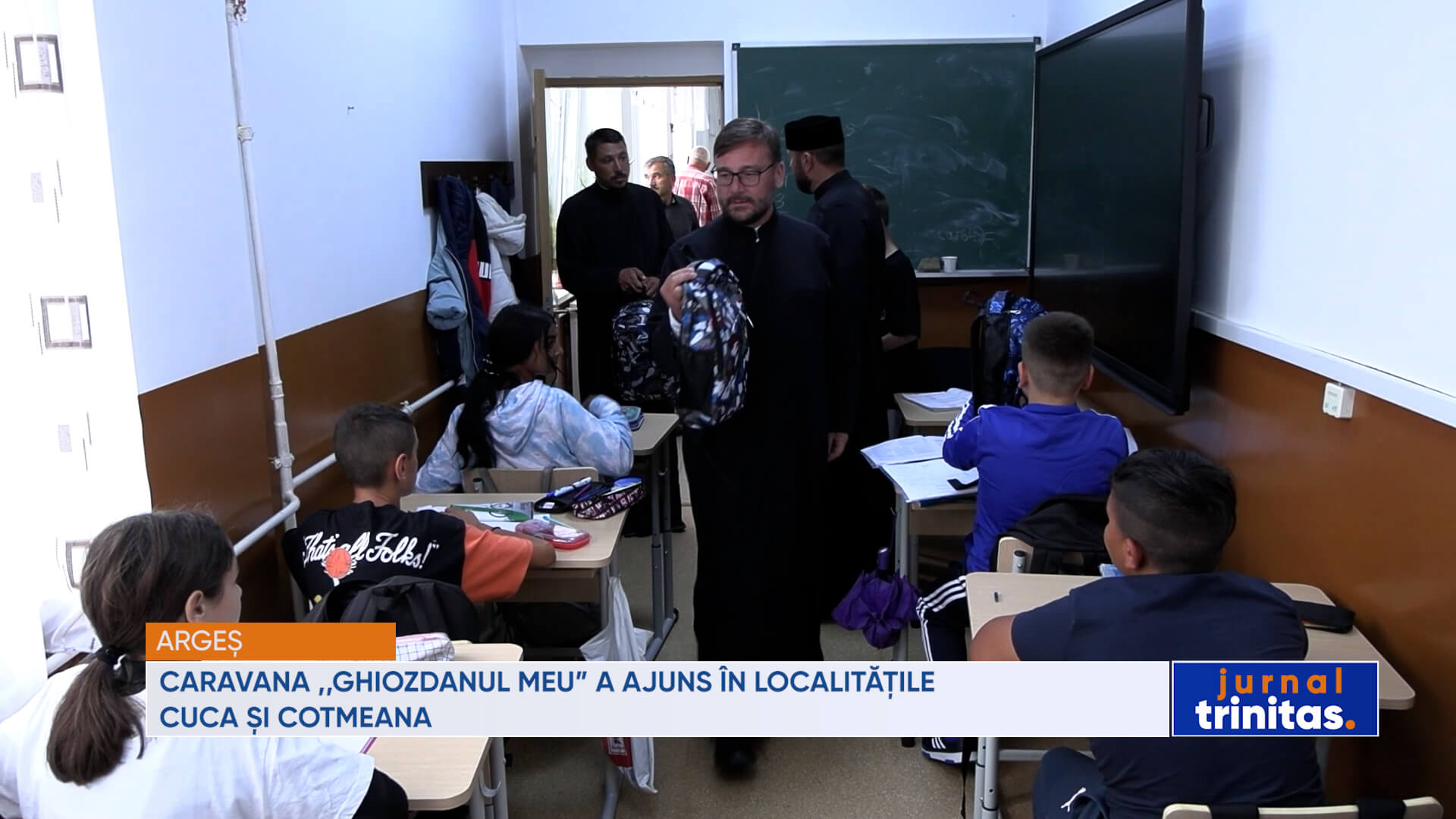 Caravana „Ghiozdanul meu” a ajuns în localitățile argeșene Cuca și ...